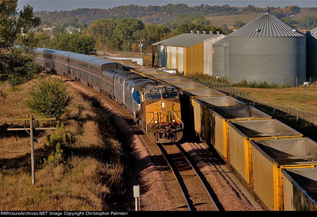 UP 7263 leads Amtrak No. 6(30)